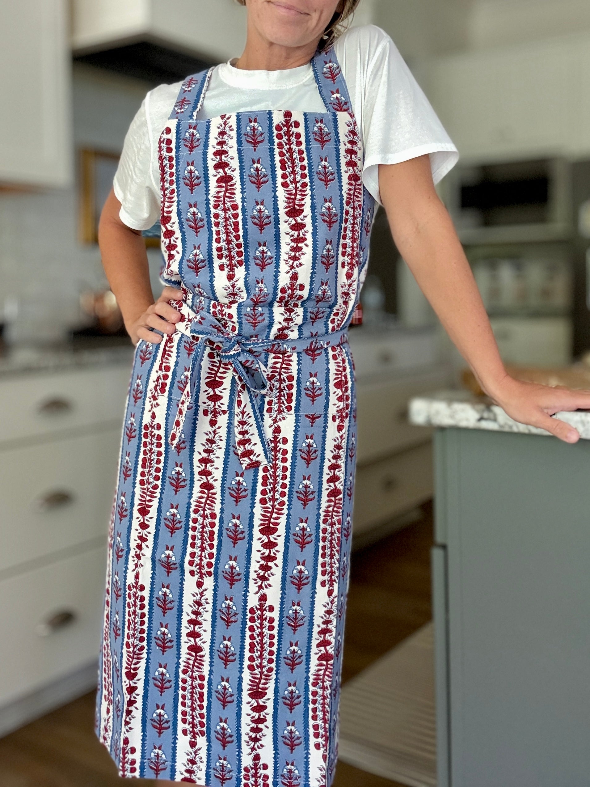 Patriotic Red & Blue Apron – House of Turnberry