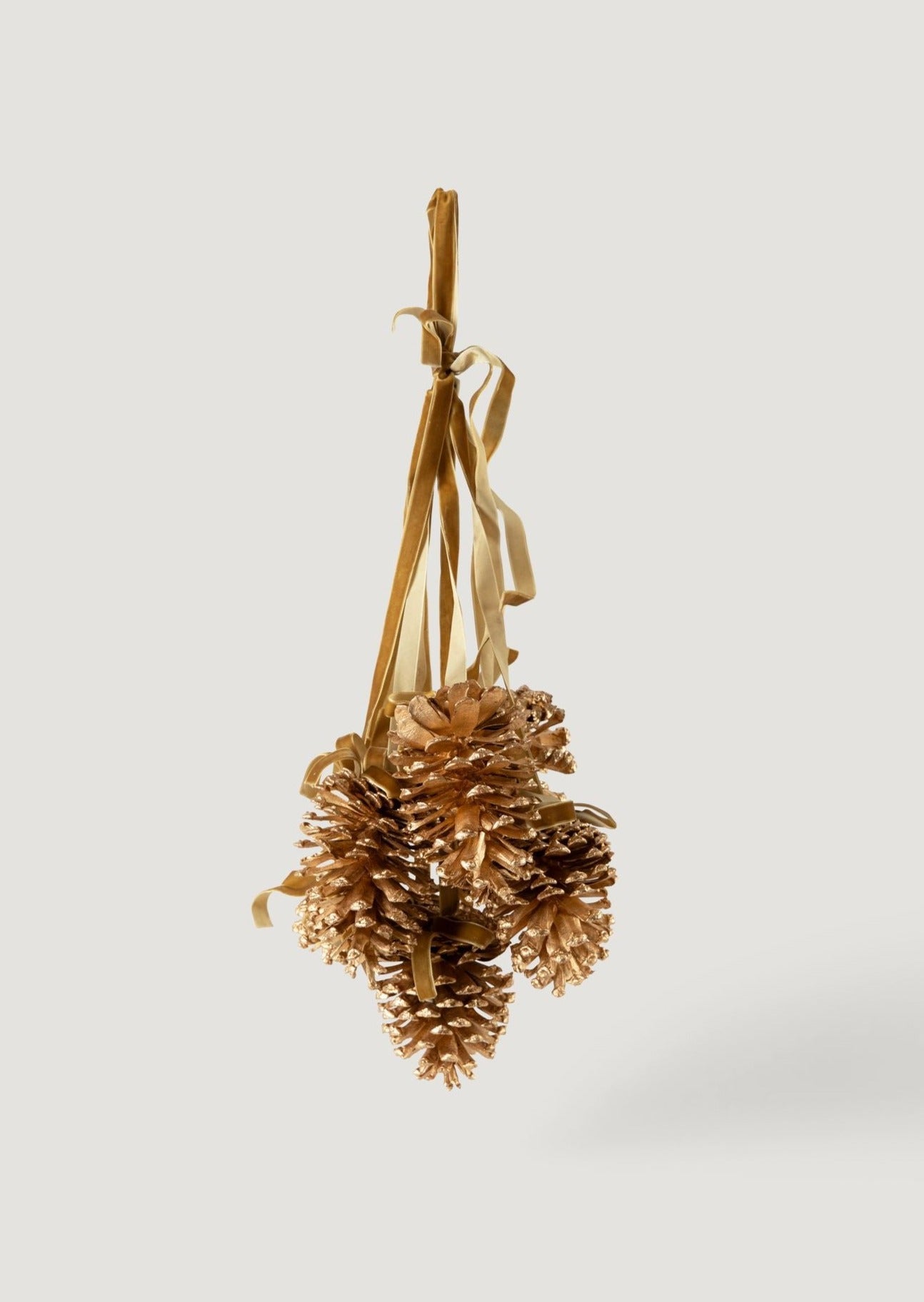 Gold Pine Cone Hanging Holiday Decoration - 21" – House of Turnberry